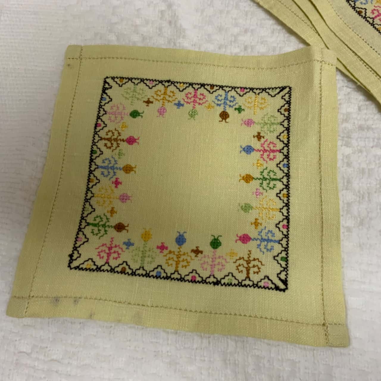 Vintage Embroidered napkin/ doily Set(s)