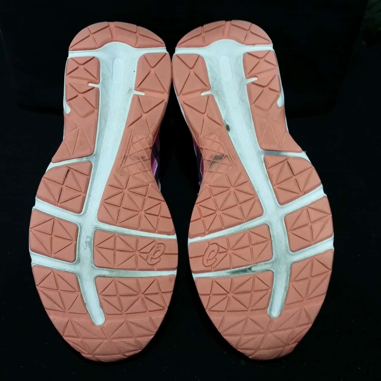 Asics Womens Size 7.5 Pink shoe(s)