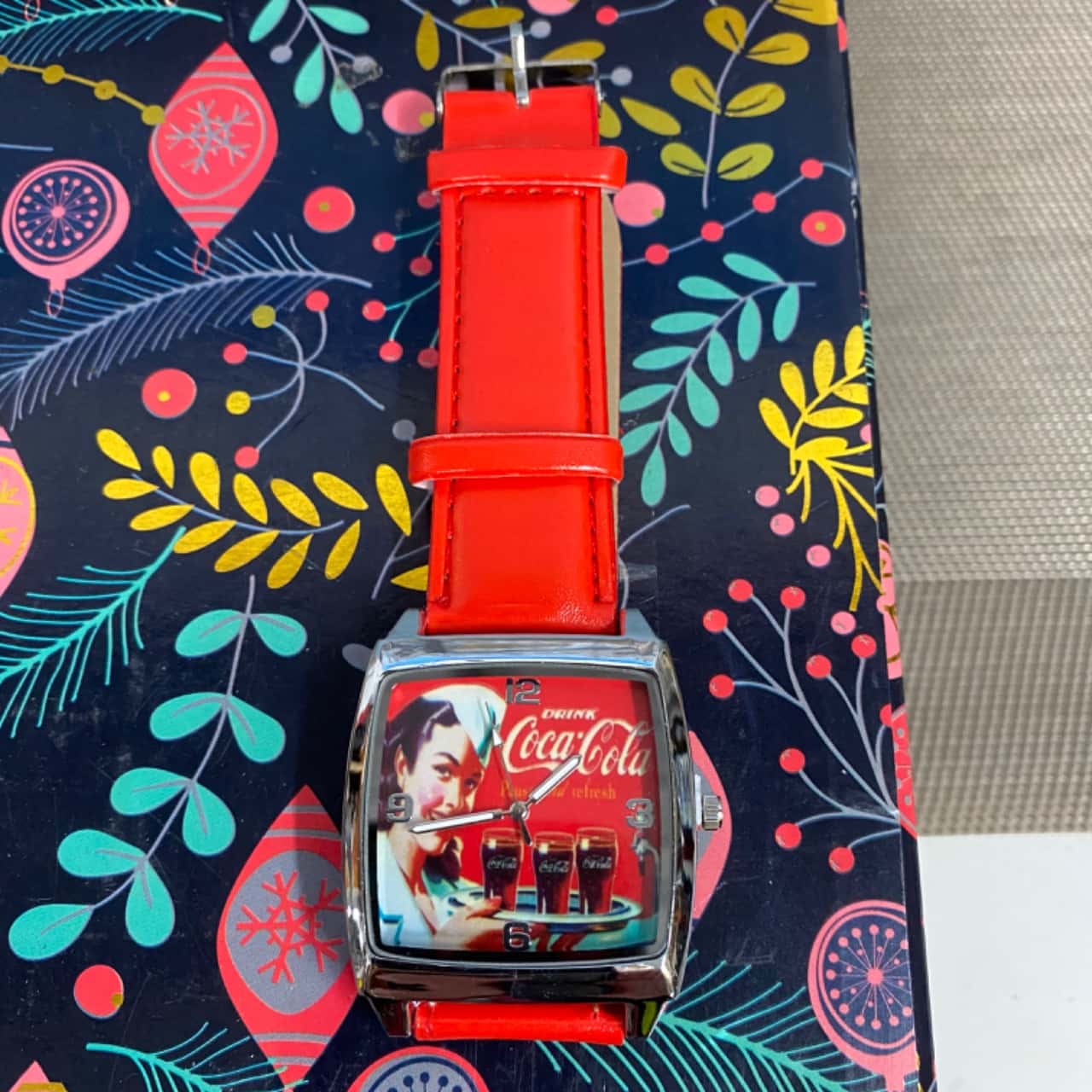 Womens Coca-Cola Watch (s)