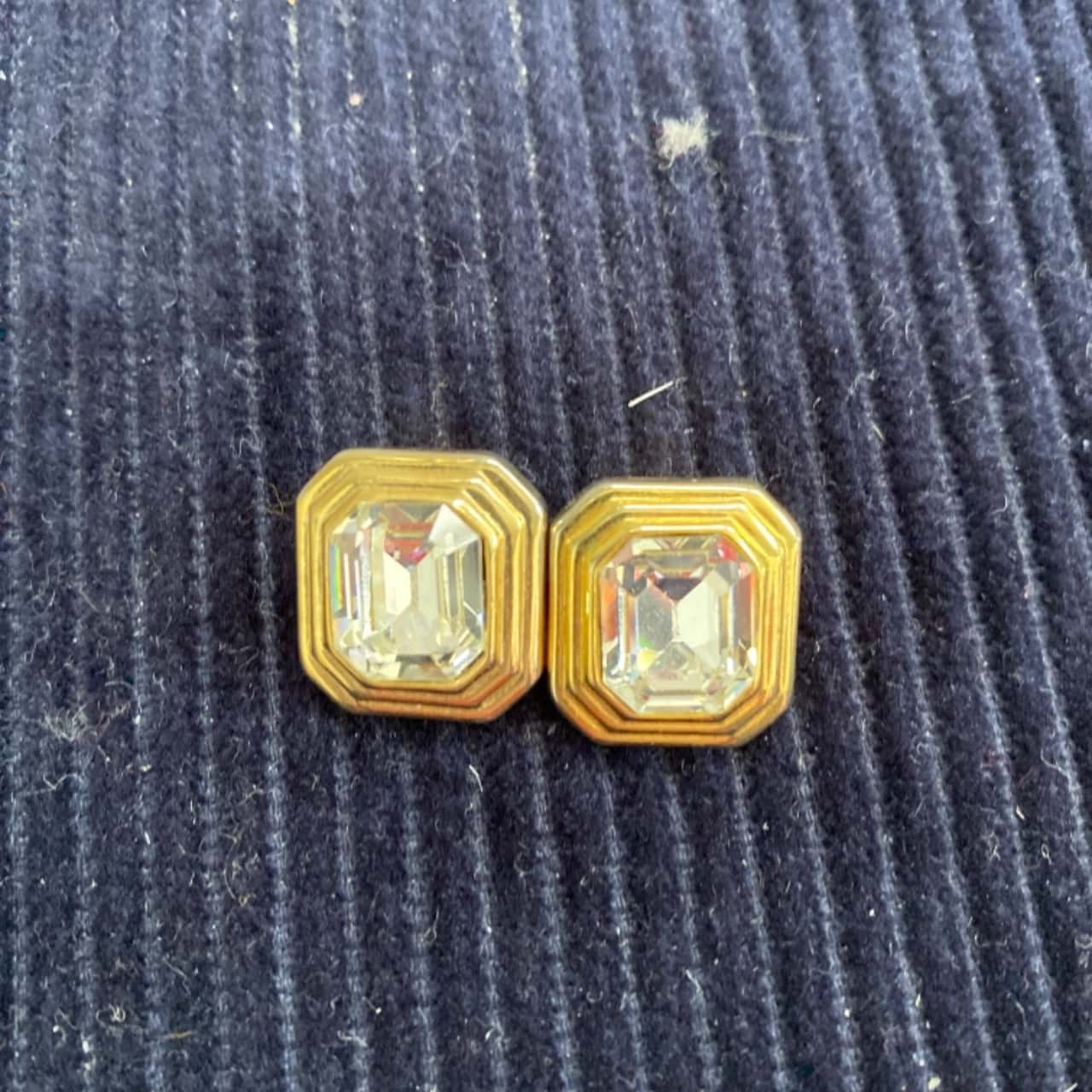 Womens Cufflinks Gold and Silver(s)