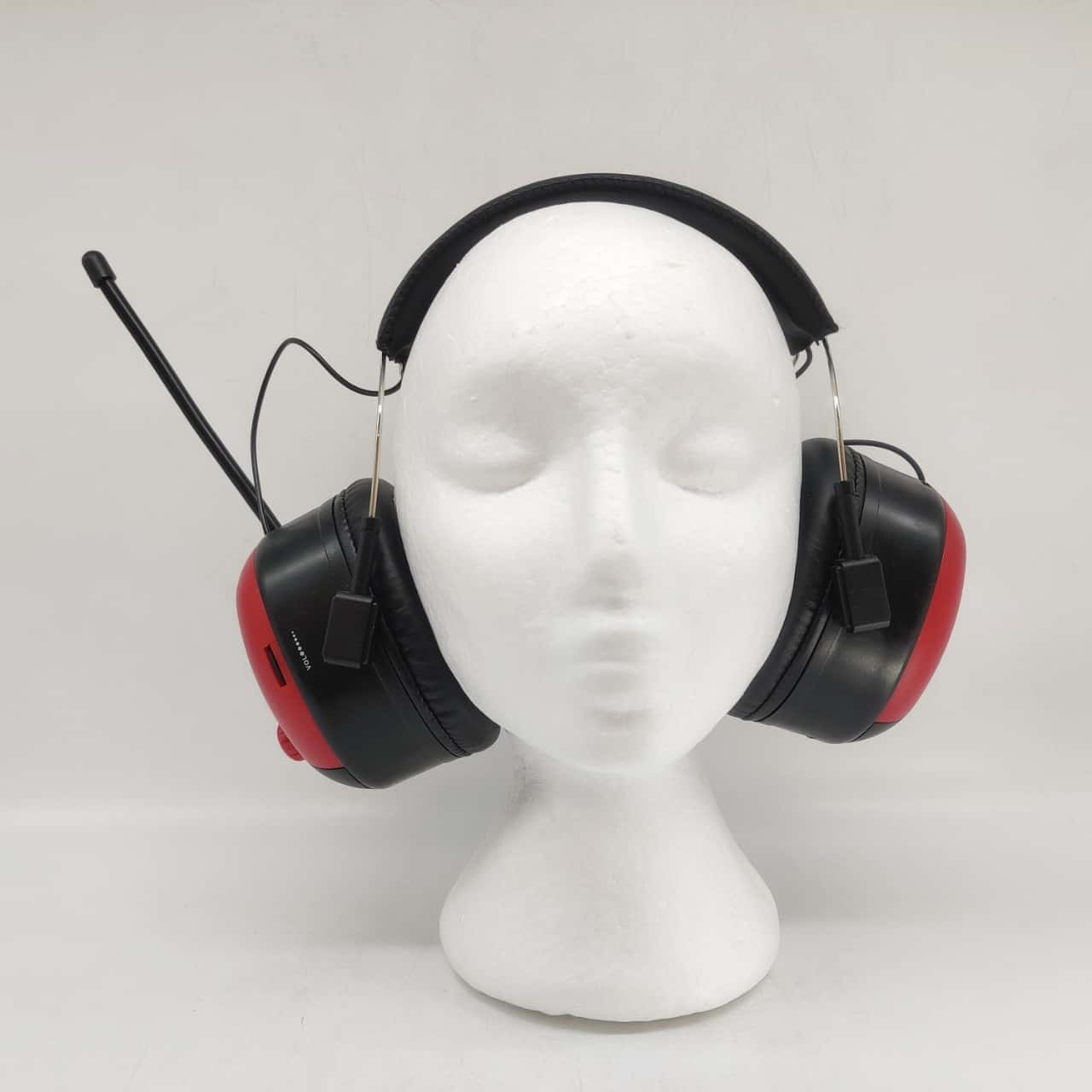 Aerpro Bullant AM/FM Radio Earmuff Headphones