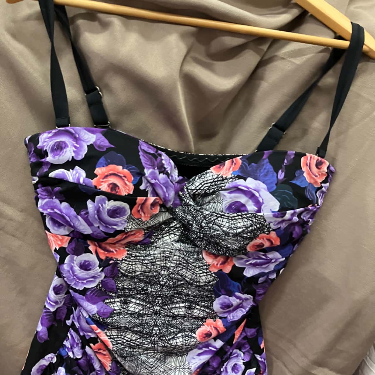 Togs Australia Other Womens Size 16 Black / Floral (s)