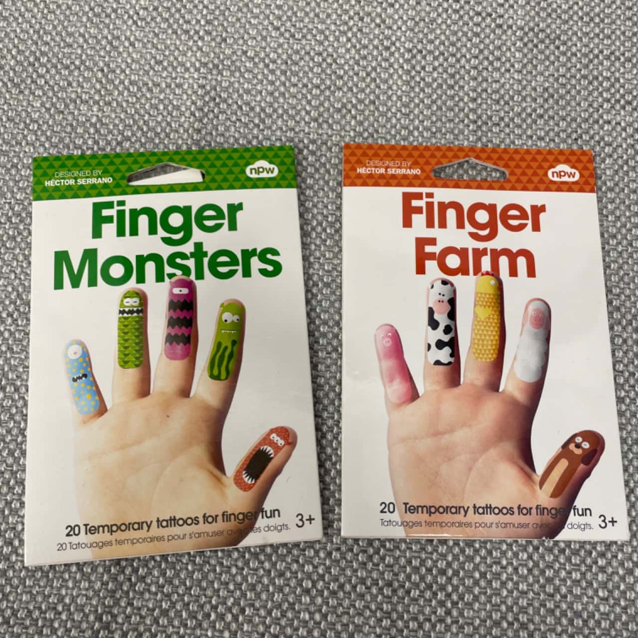 Finger monster tatoo