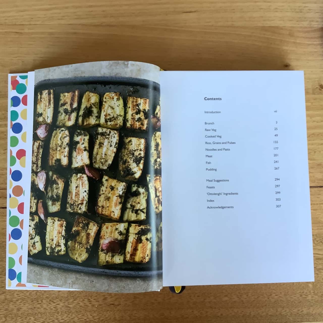 Ebury Press. Ottolenghi Cook Book Simple.(s)