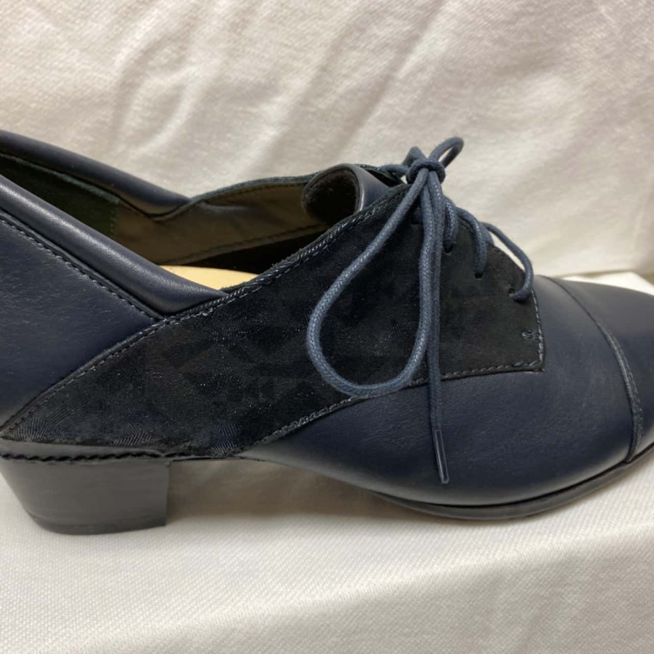Ziera navey blue Womens shoe Size 38 (s)