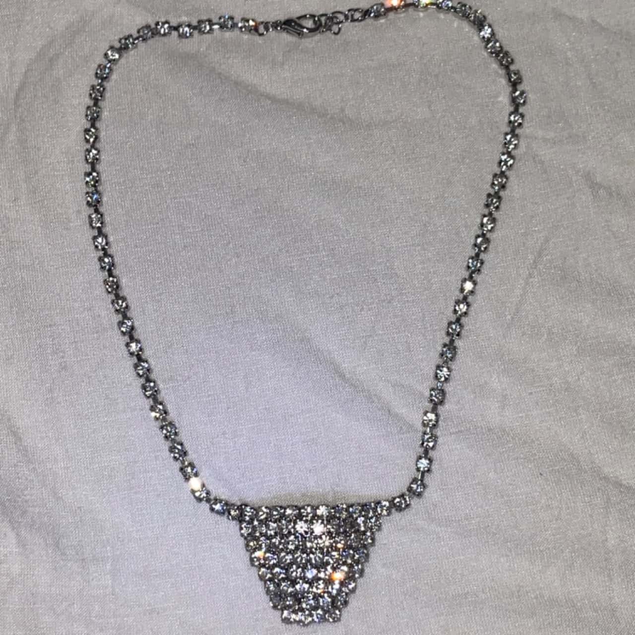 Womens Diamontè costume necklace (B7c)(s)