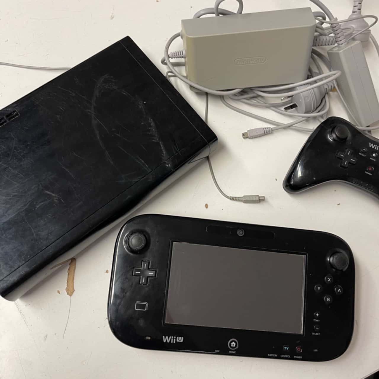 WII U console compete (s)