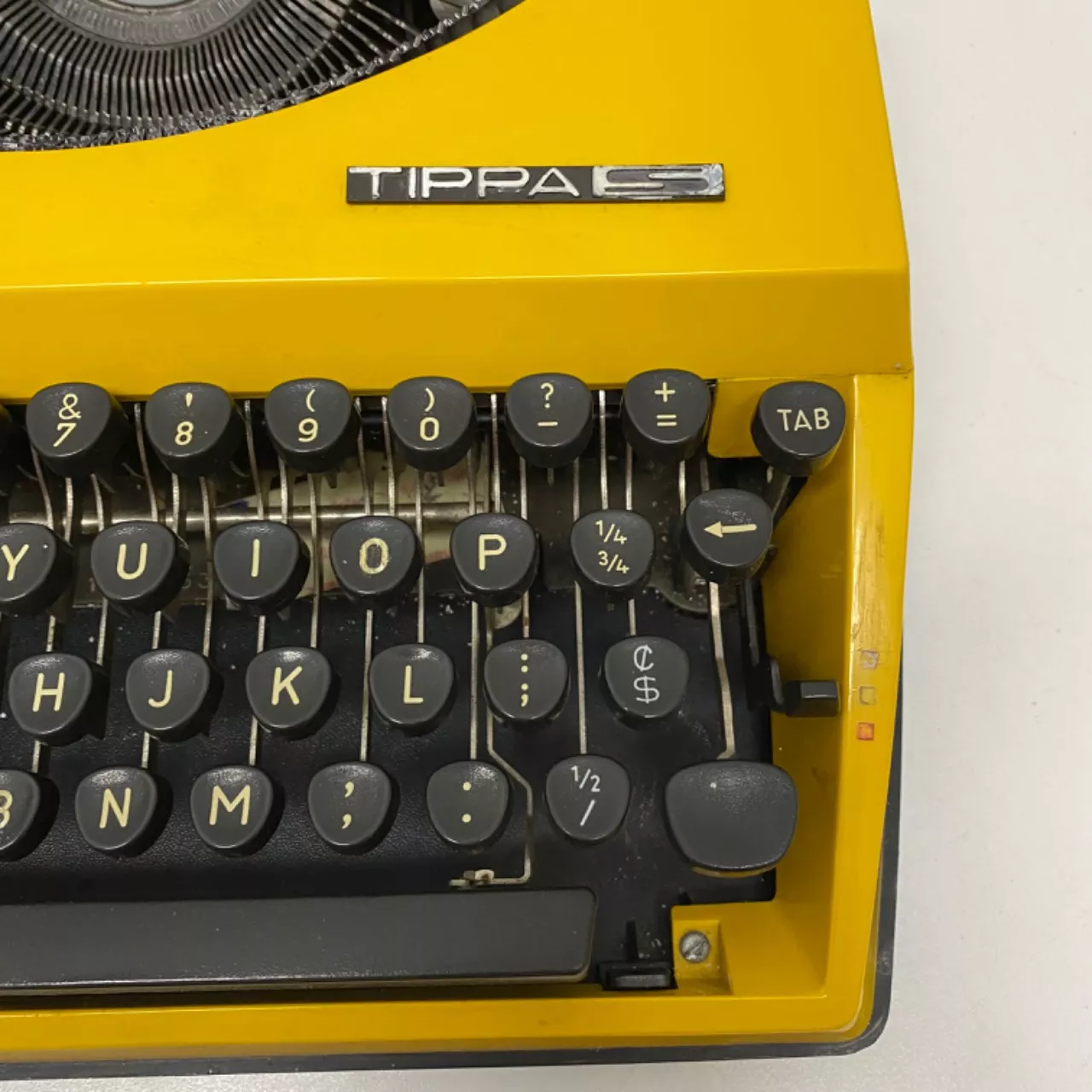 Vintage Adler Tippa S Vintage Typewriter Yellow and Case(s) - Used Very ...