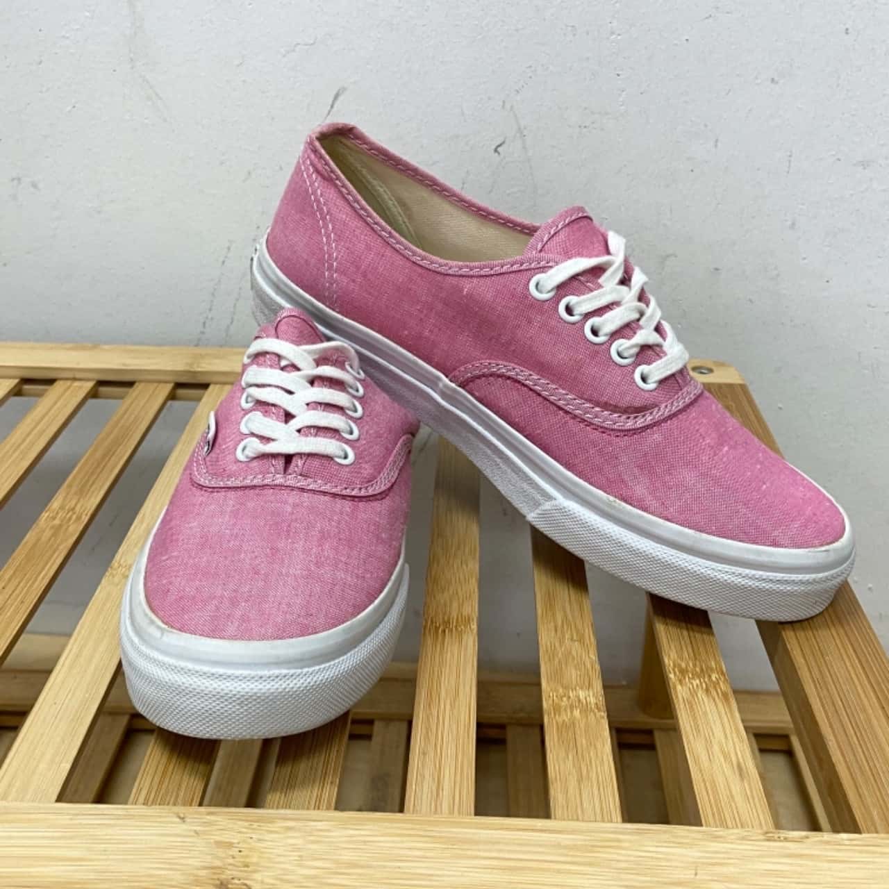 Vans Authentic Pink Chambray Sneakers Womens Size 6.5 (s)