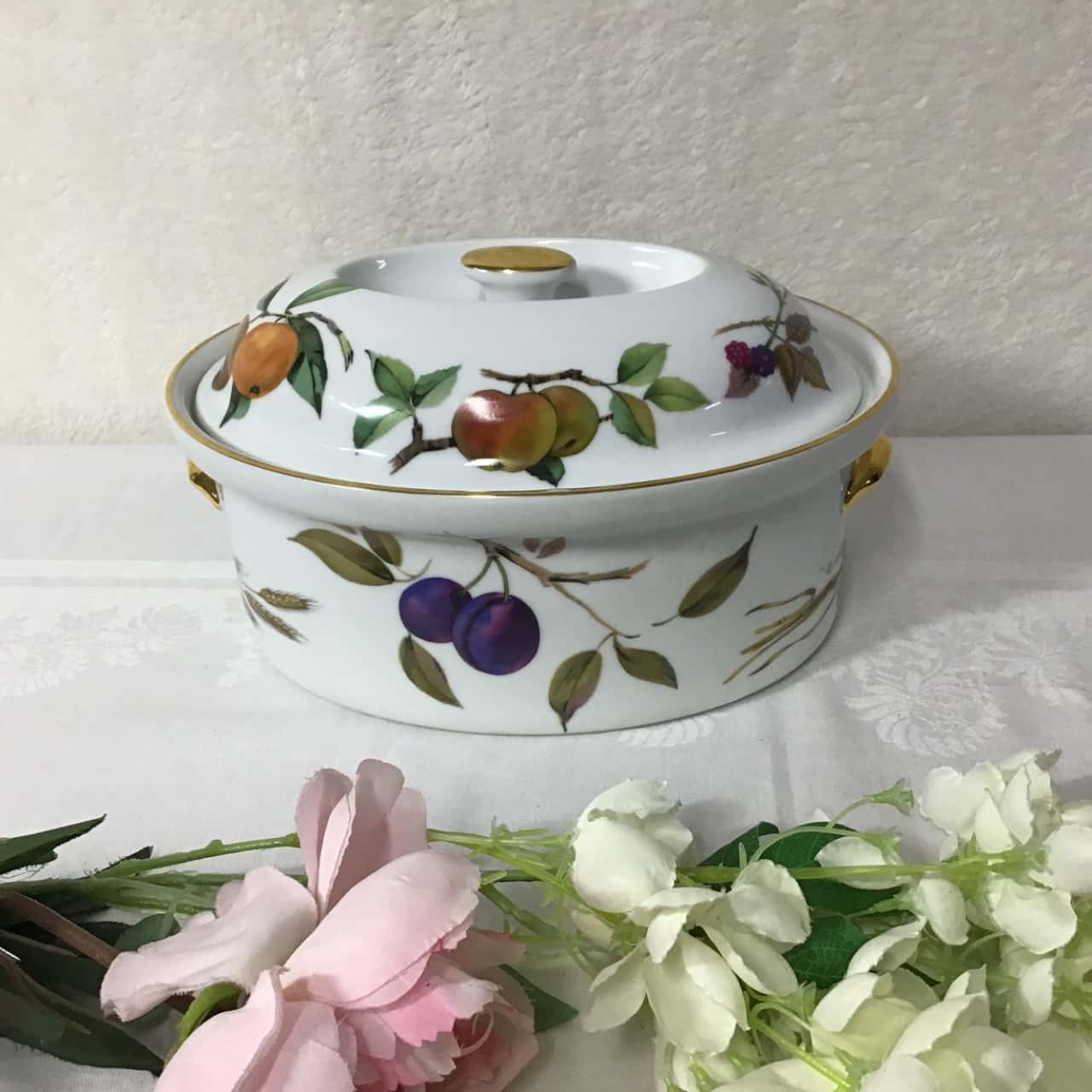 Royal Worcester Evesham Porcelain Deep Oval Casserole Dish with Lid(s)