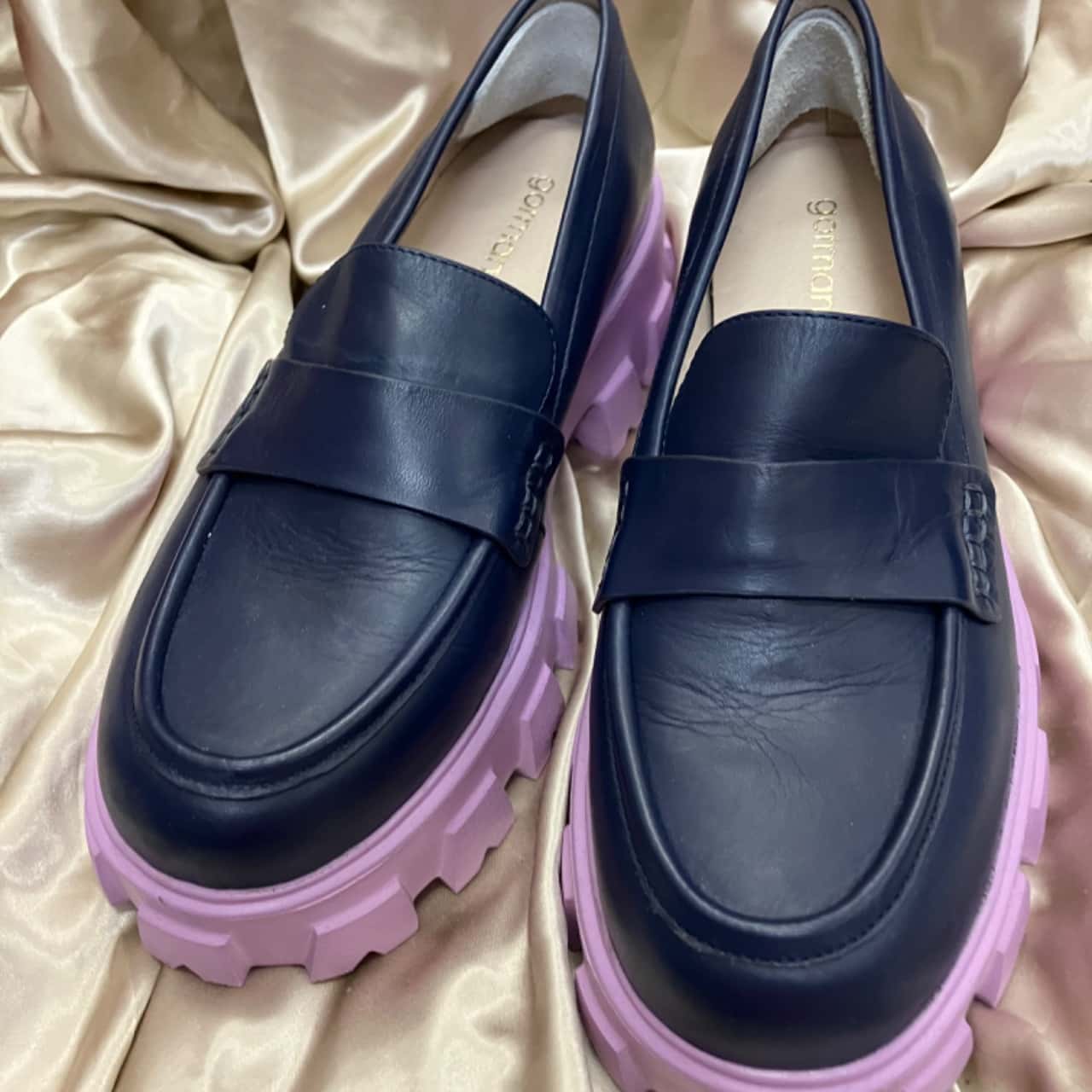 Gorman Womens Loafers Size 7 Navy Blue / Purple (s) - Used As New ...
