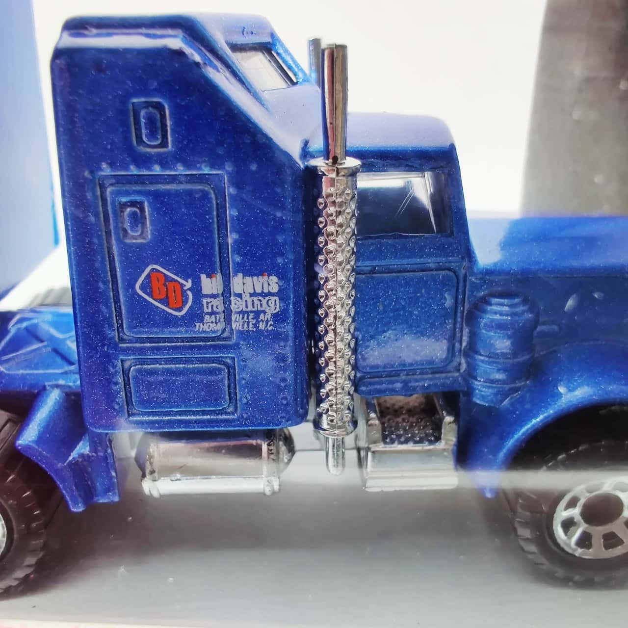 Matchbox Toys Superstar Transporters Limited Edition Bobby Labonte ...