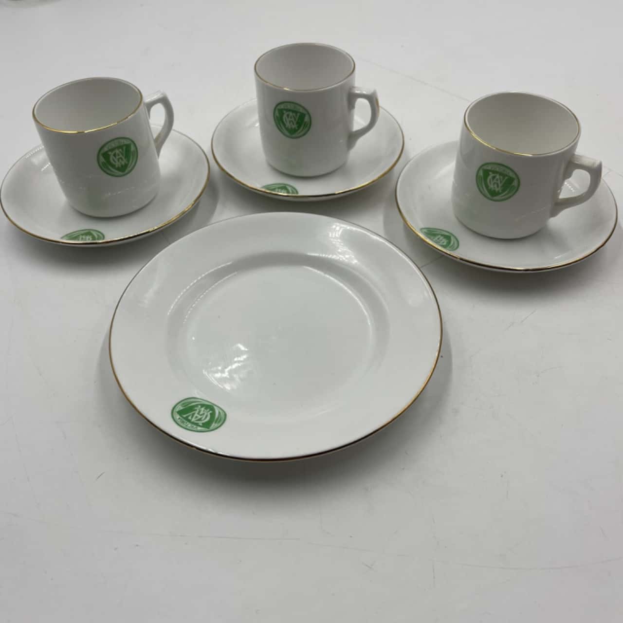 CWA Country Woman’s Association Victoria 3 x teacup and saucer set and ...