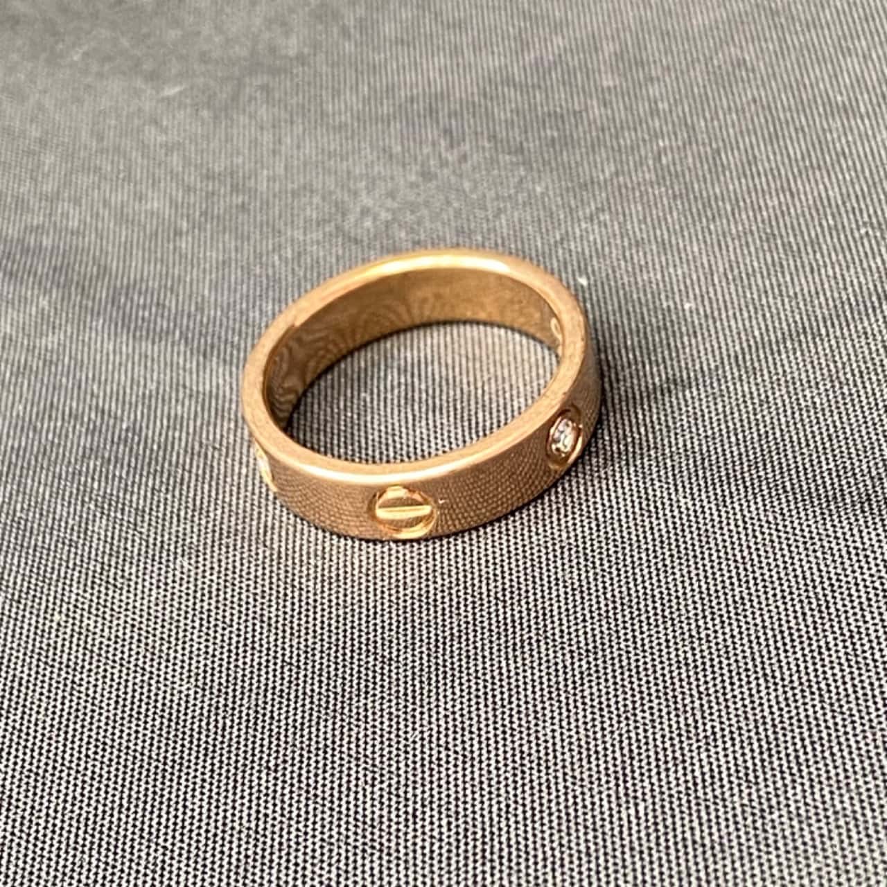 Women’s 750 Gold Ring(s)