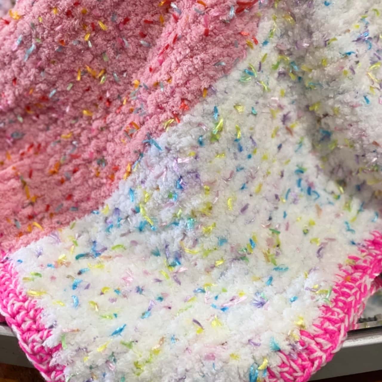 Cute Sprinkle Baby Blanket (s)