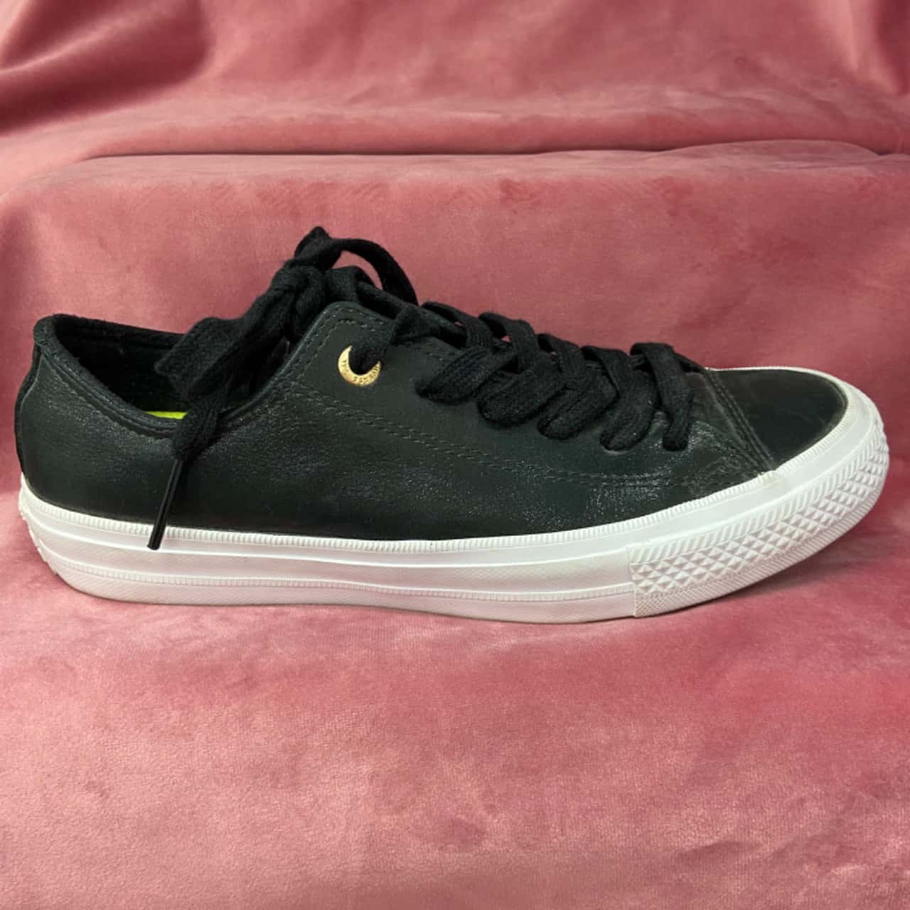 Converse All Star Unisex Size 7 Black Shoe