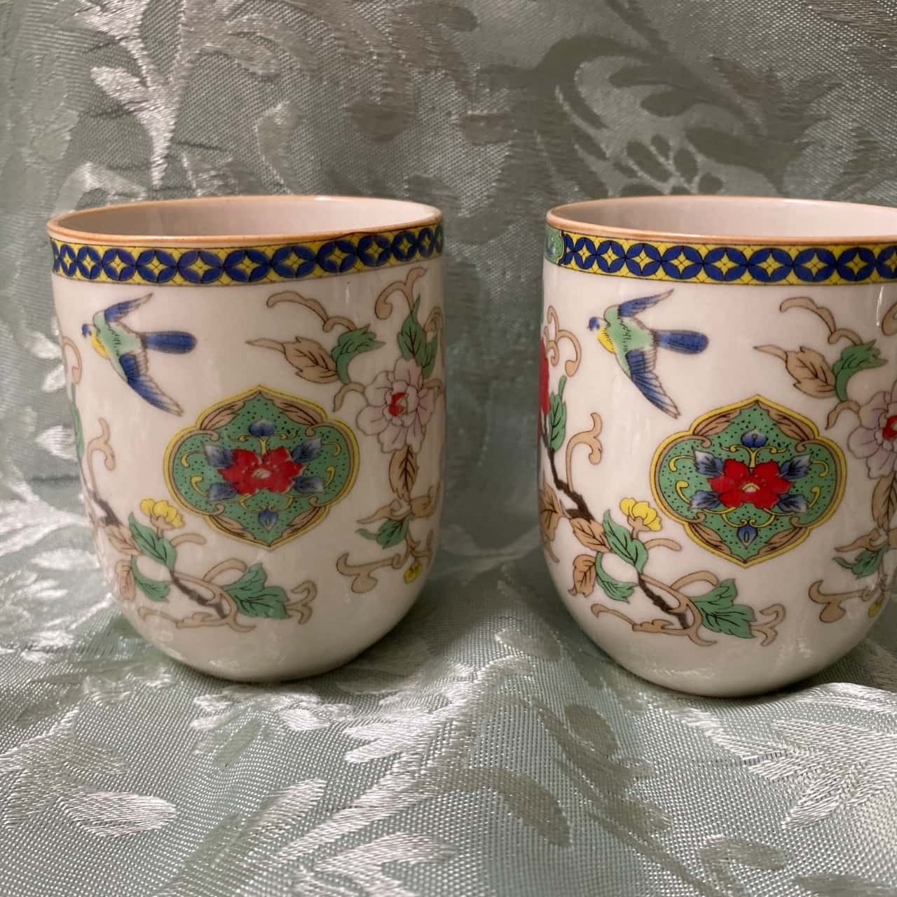 Chinese Porcelain Tea Pot with Cups