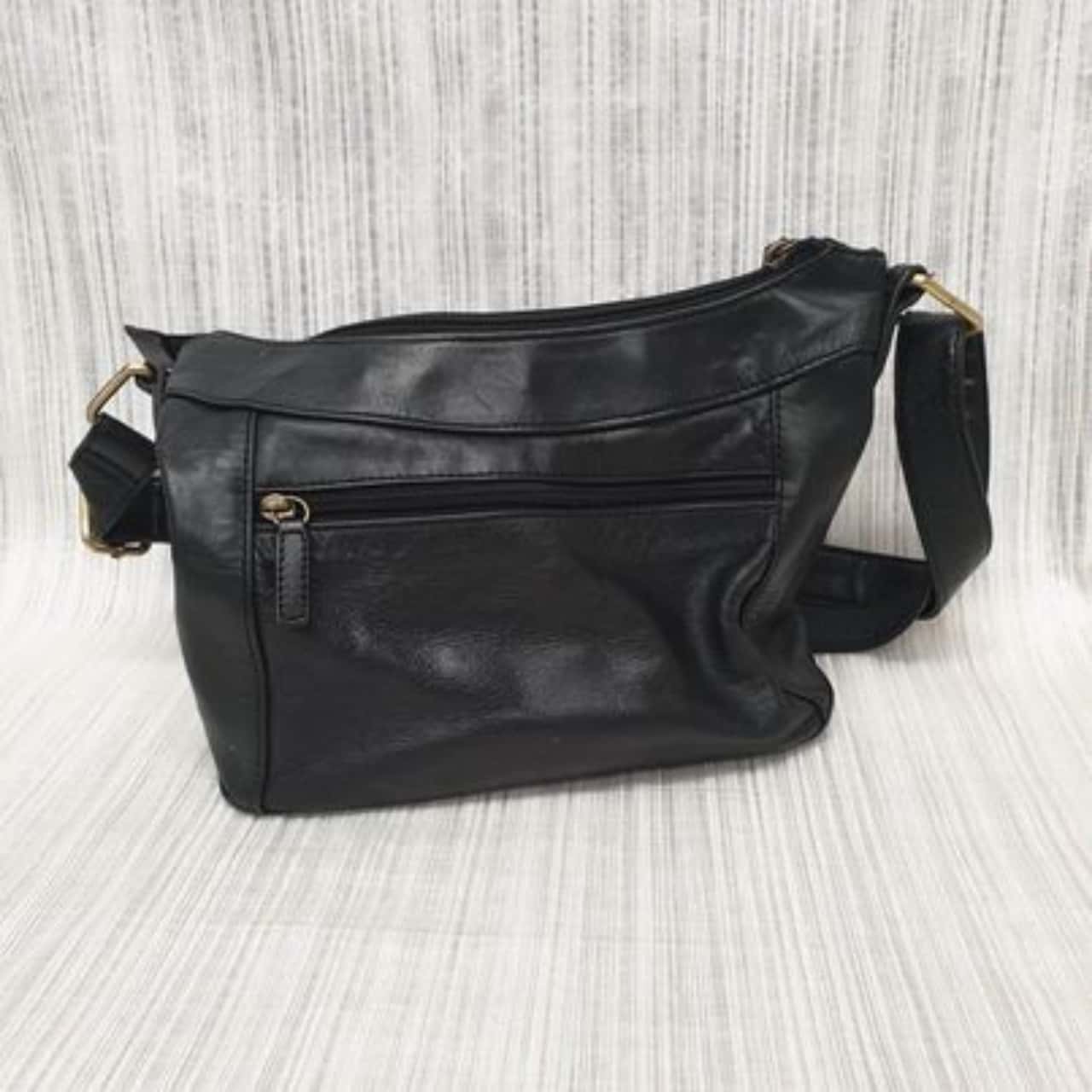 Colorado Womens Smart & Classy Multipocketed Black Leather Hand Bag ...