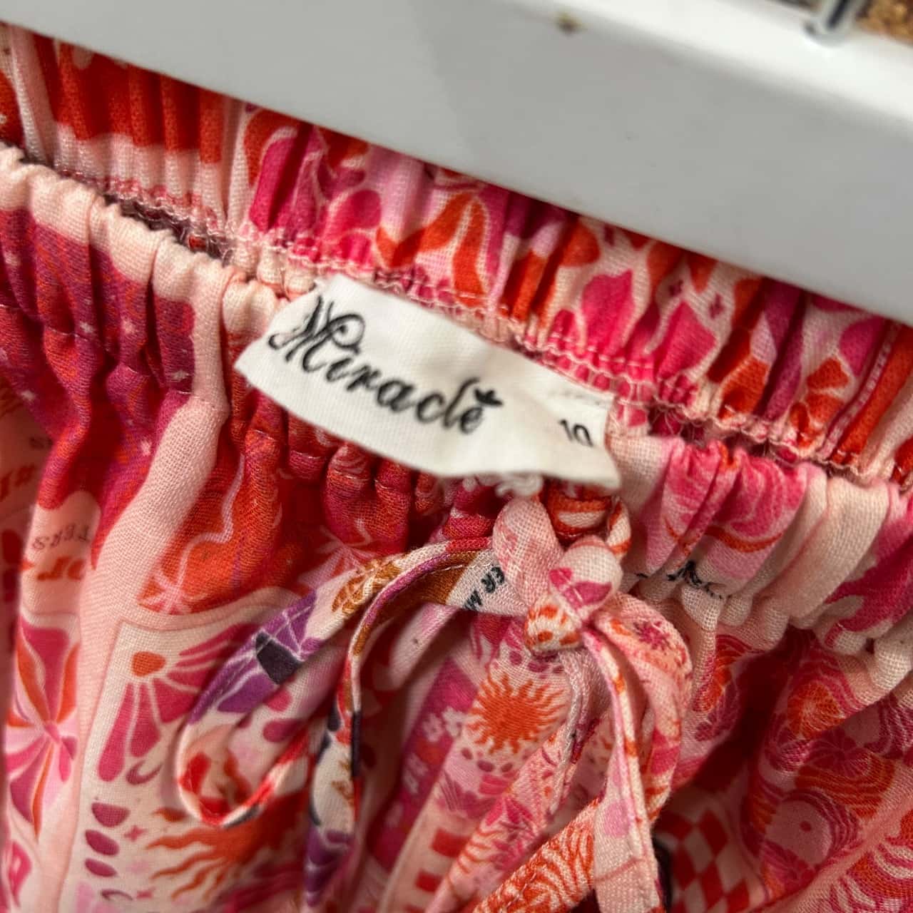 Miracle Womens Size 10 Pattern / Pink Short