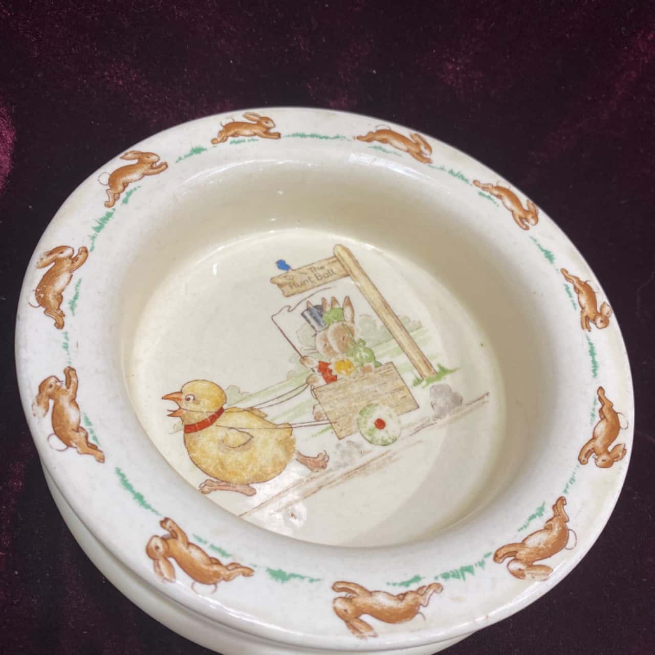 Vintage Royal Doulton Bunnykins Bowl Hunt Ball With Chick (s)