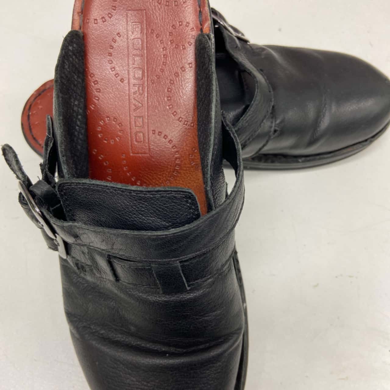 Colorado Womens Size 8 Black clog type slides (s)