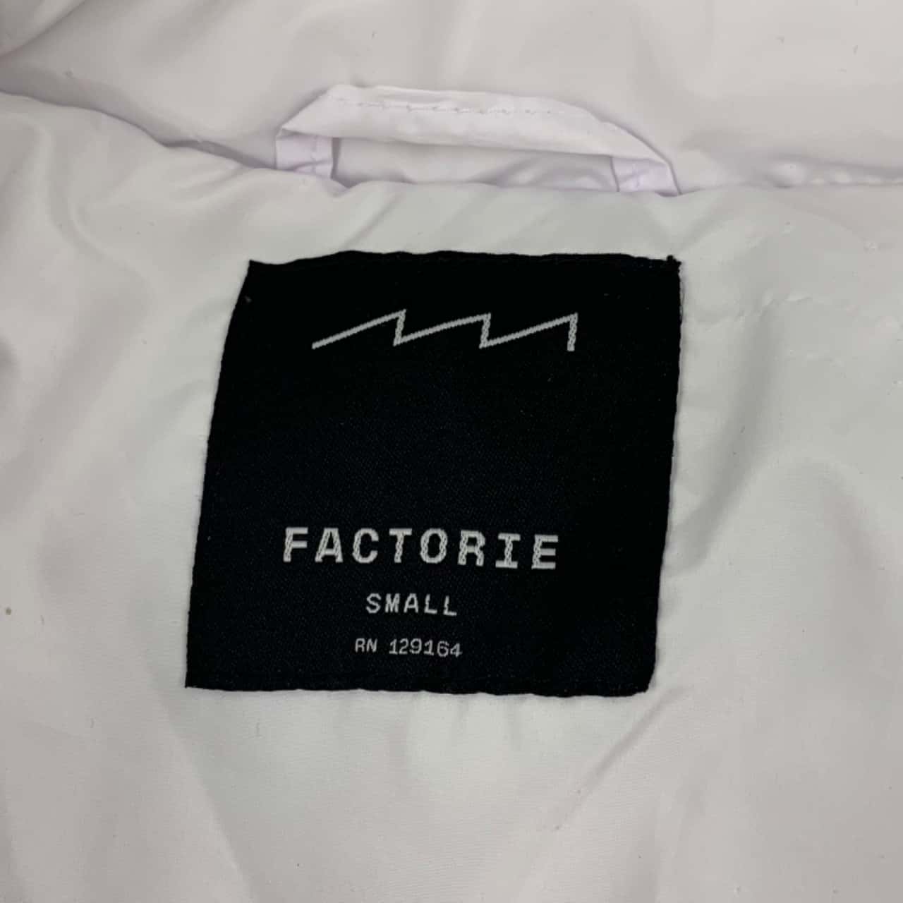 Factorie Womens Size 12 / 14 / S White Puffer Jacket White (s)