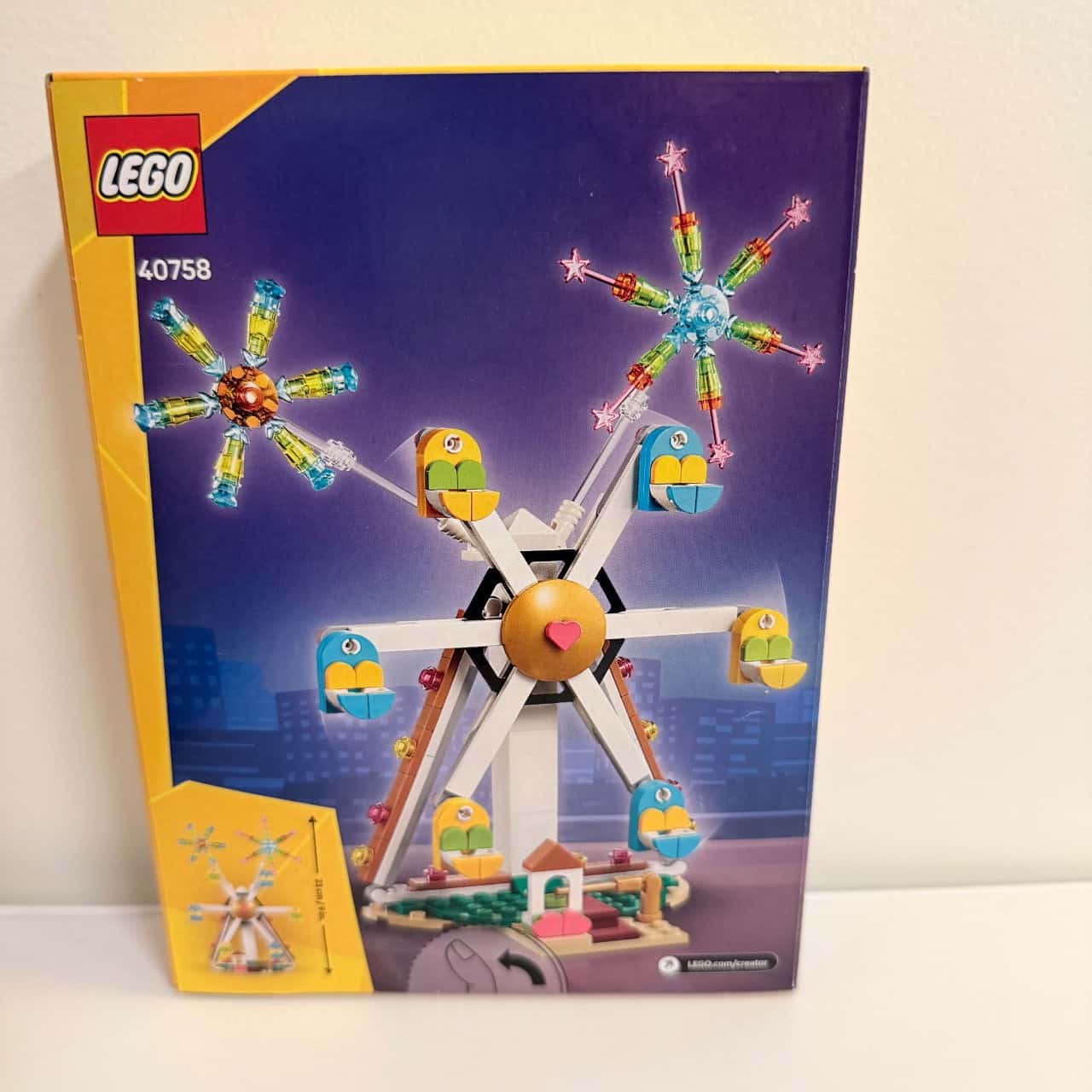 Lego Creator celebration Ferris Wheel with Fireworks(s)