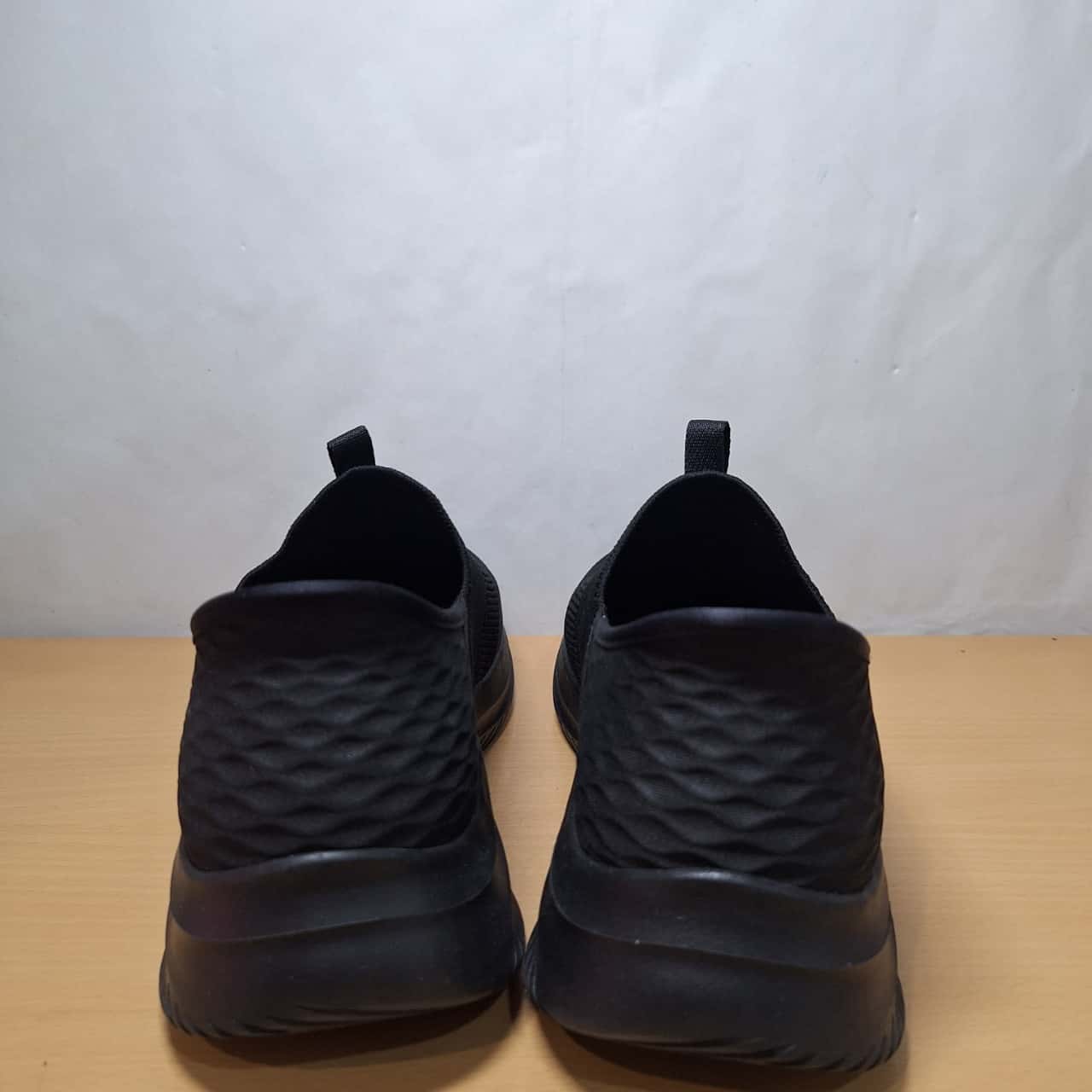 Skechers Slip-Ins Ultra Flex 3.0 Smooth Step - size US 9