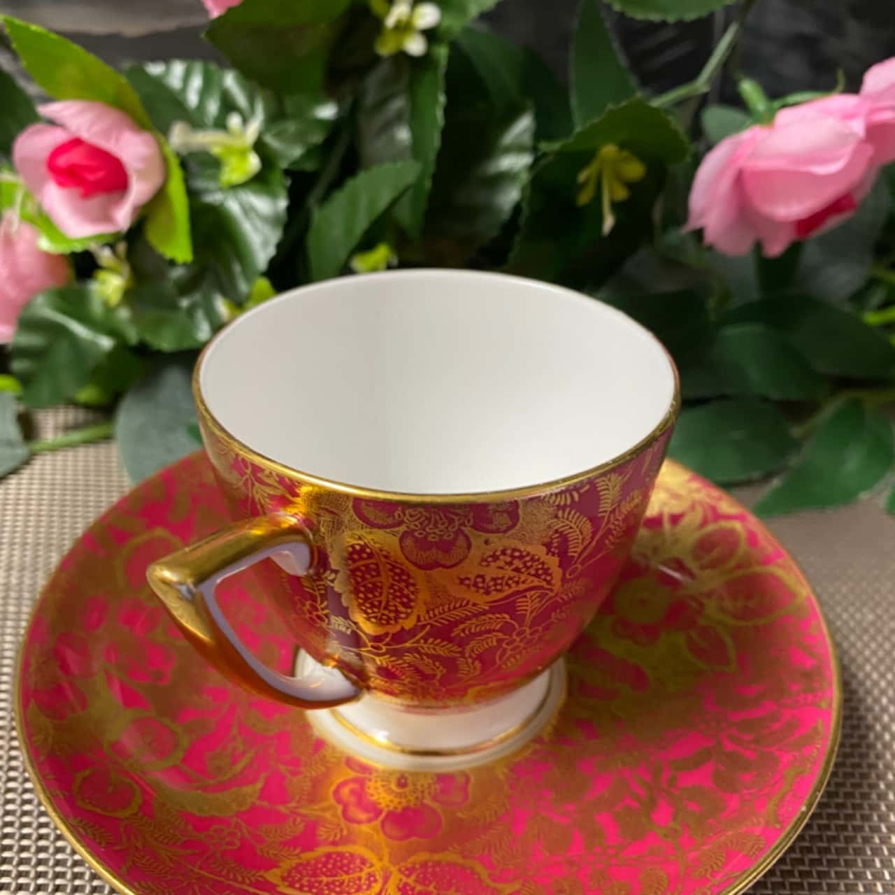 Minton Brocade Made in England small teacup & saucer (s)