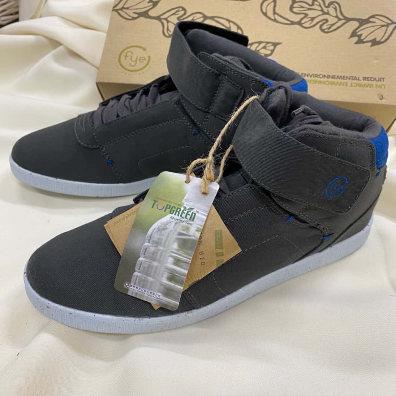 NEW Shoes Eco Sneakers Sustainable Fashion French Environment Conscious(s)
