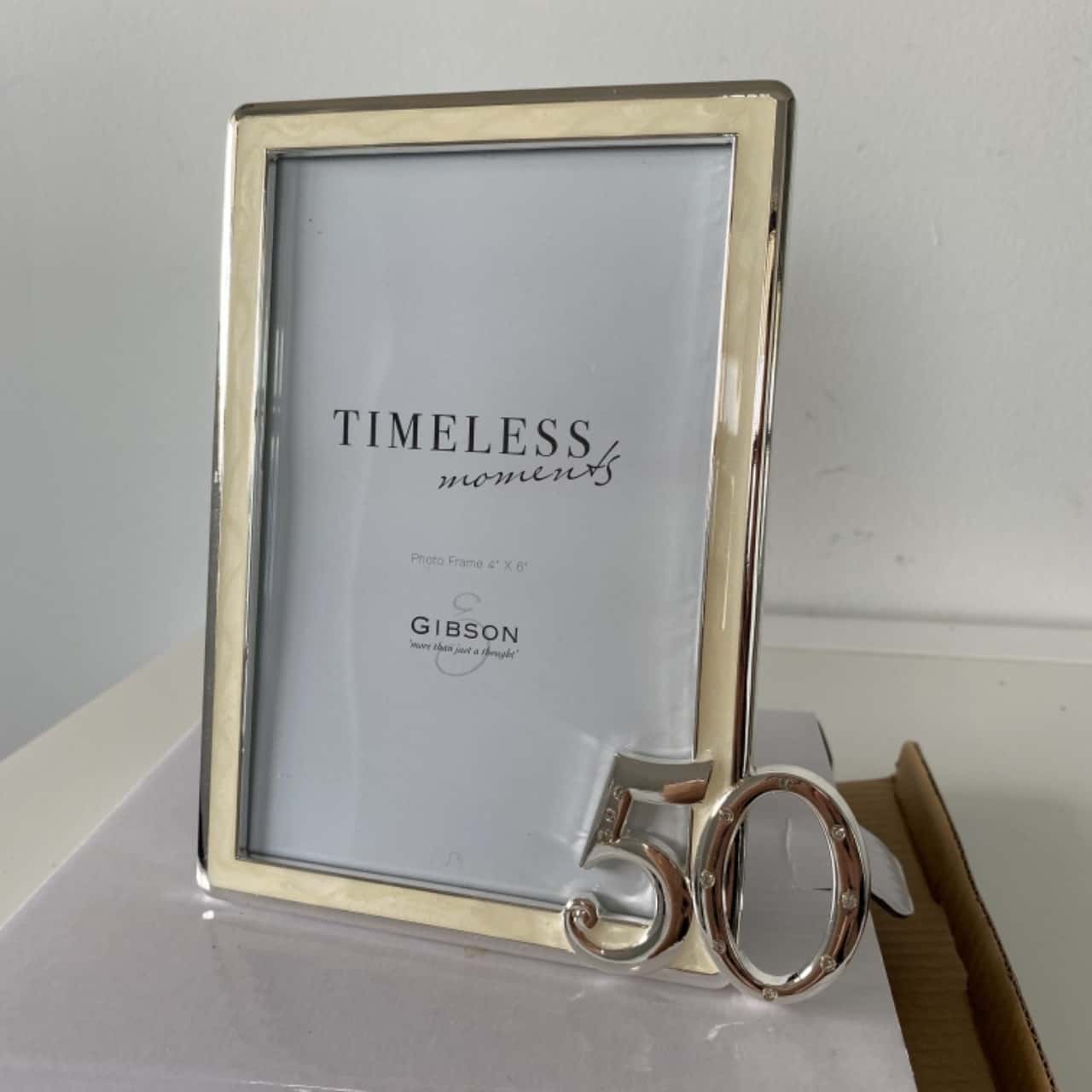 BNWT Diamond 50 Photo Frame 4x6 (s)