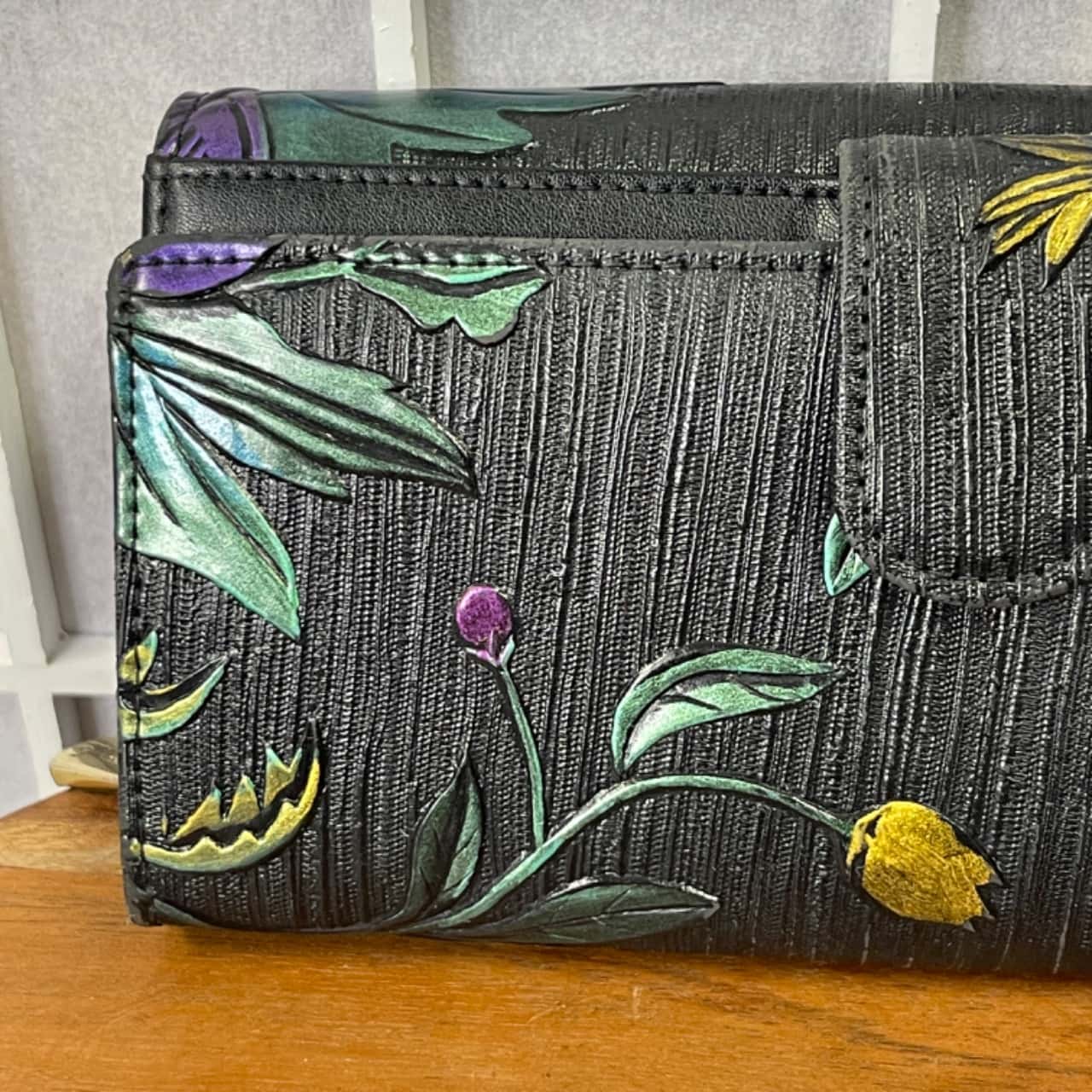 Serenade Genuine Leather Purse (s)