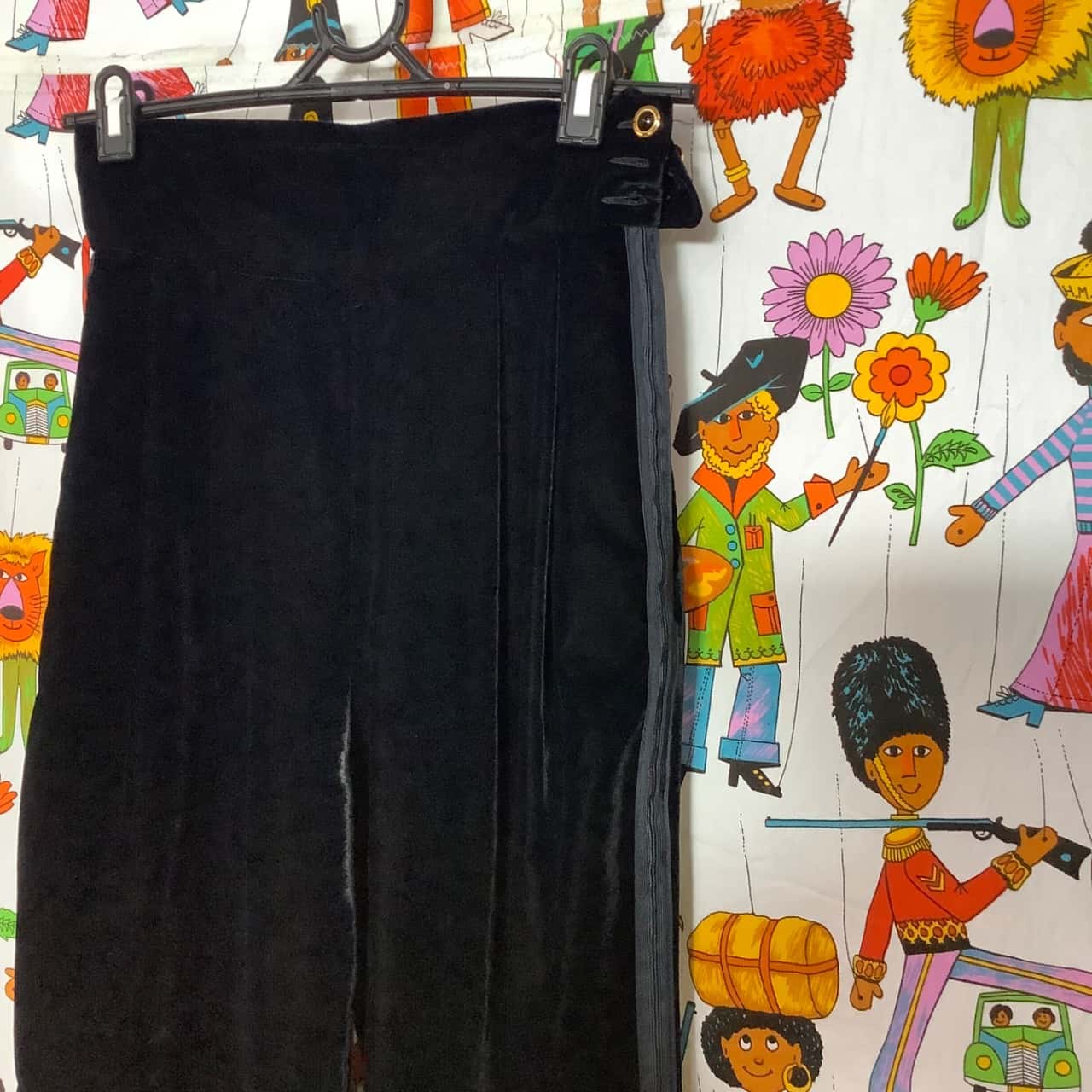 Gorgeous Vintage Carla Black Velvet Set (s)