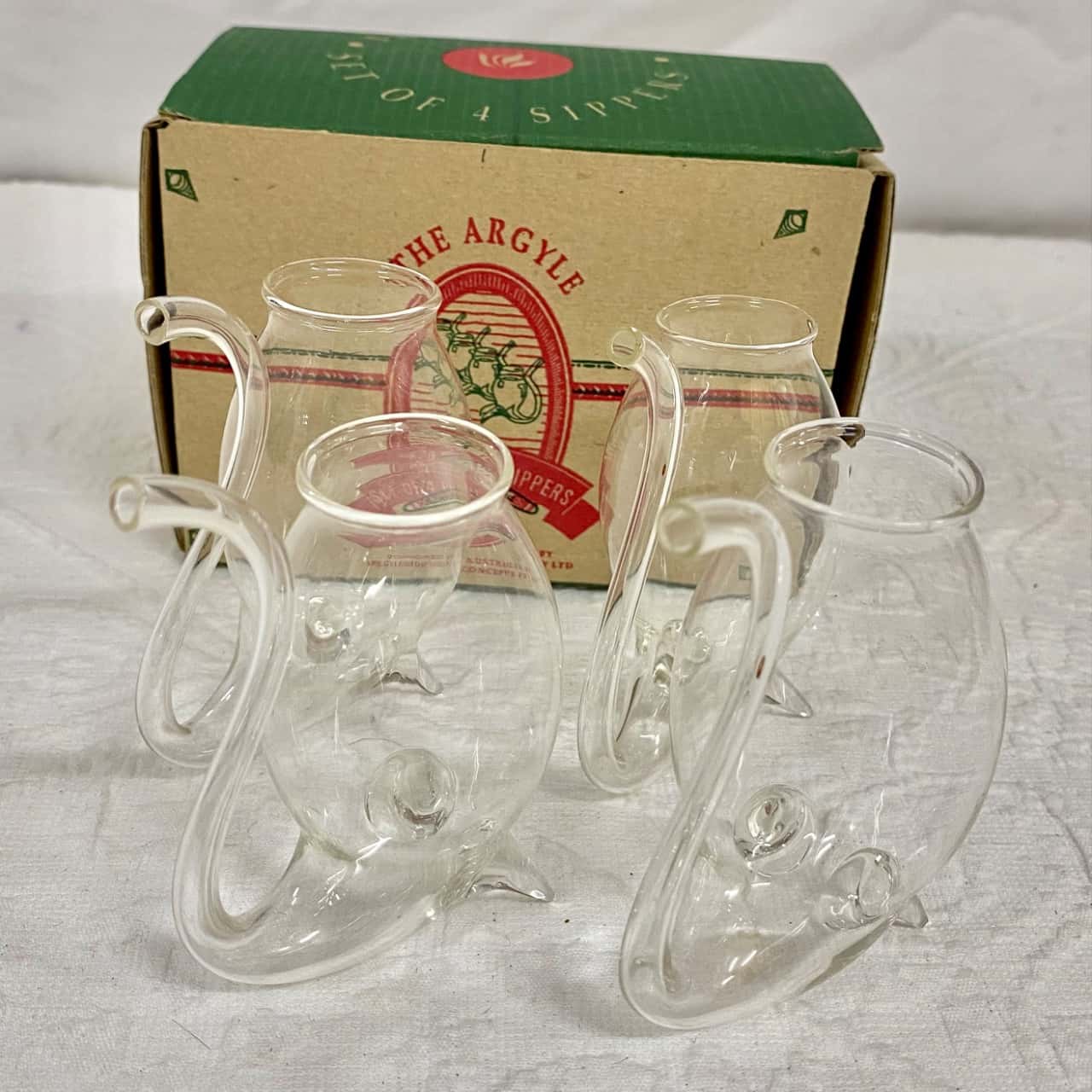 BNWOT Hand Blown The Argyle Set of 4 Port Sippers