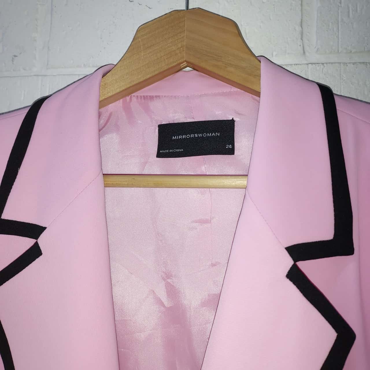 Mirrors Woman size 24 Jacket Pink Black Trim Beautiful Blazer Garment ...