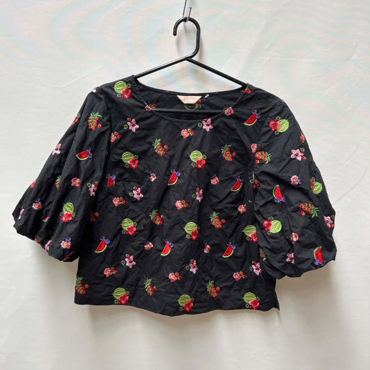 Gorman Womens Size 6 Black / Floral embroidery puff sleeve top(s)