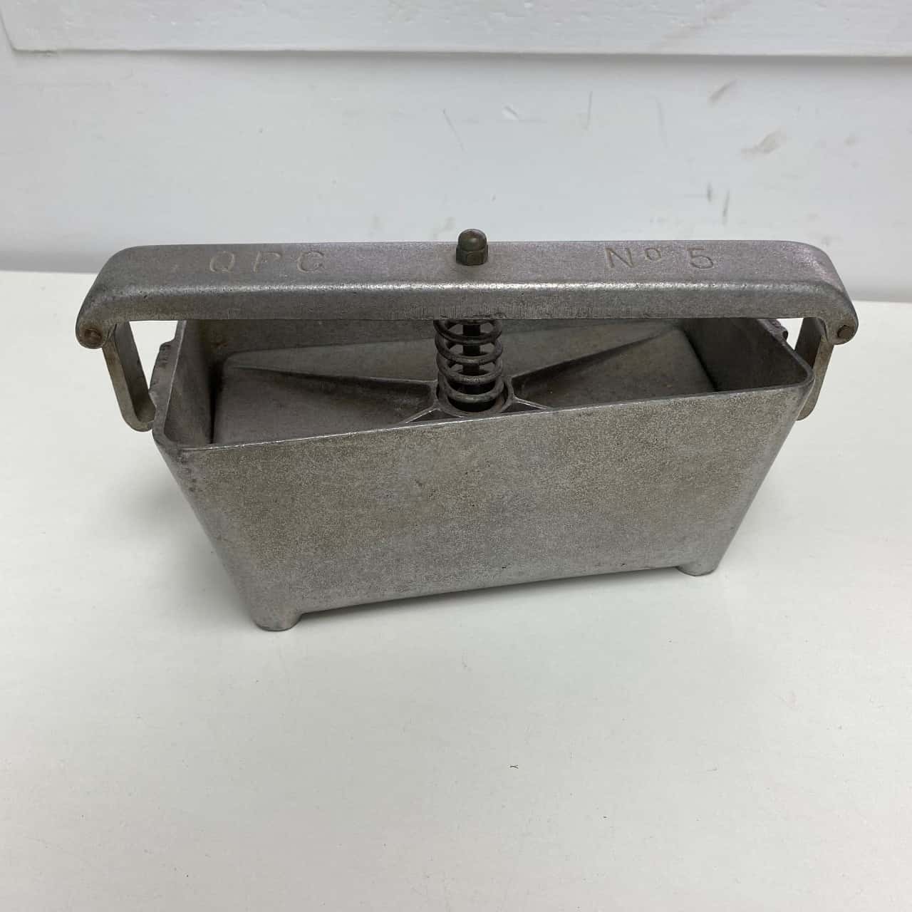 Vintage Cast Alloy Kitchenalia QPC No.2 Meat Ham Or Butter Press(s ...