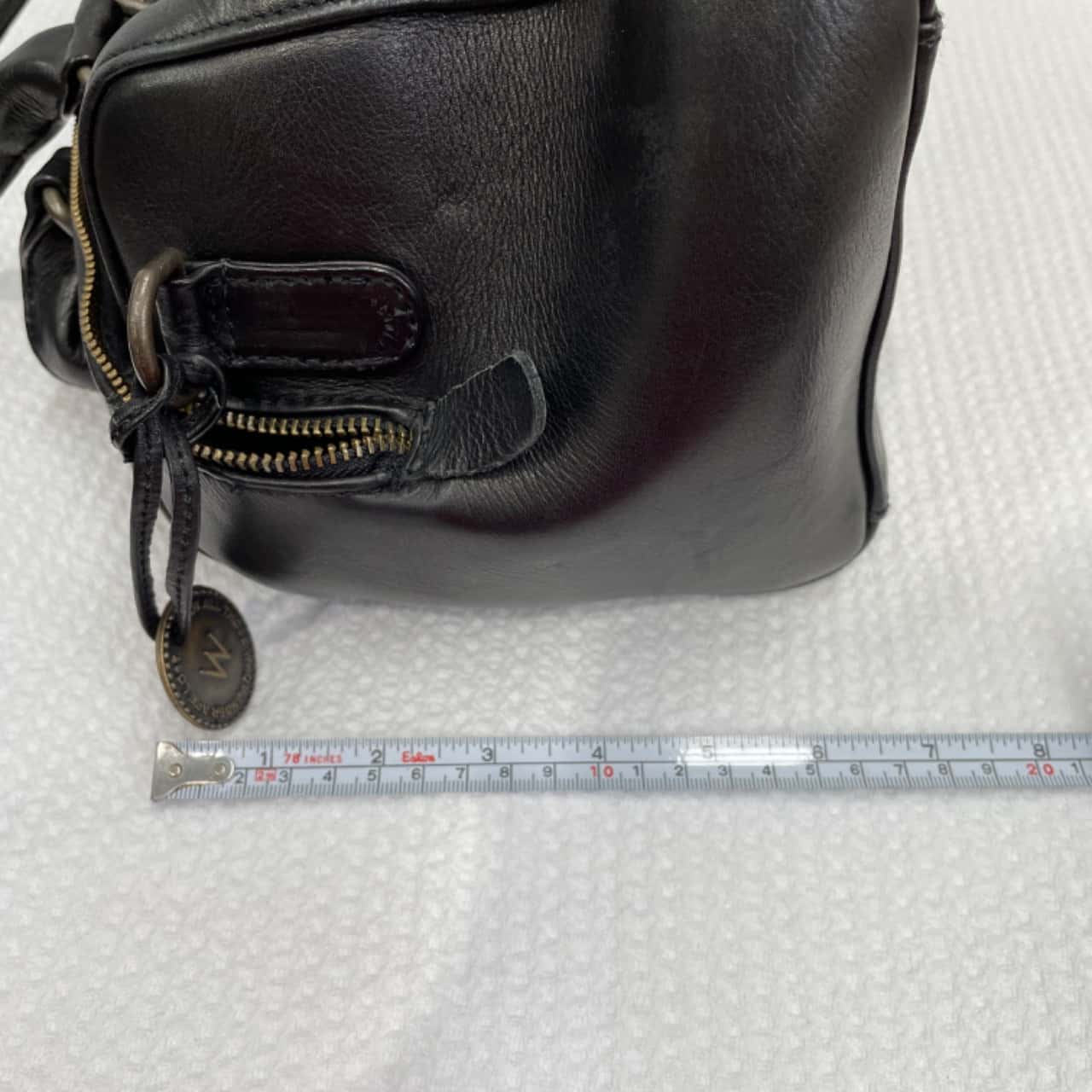 Wanderers Womens Black Leather Bag 30x20x20cm(s) - Used Very Good ...