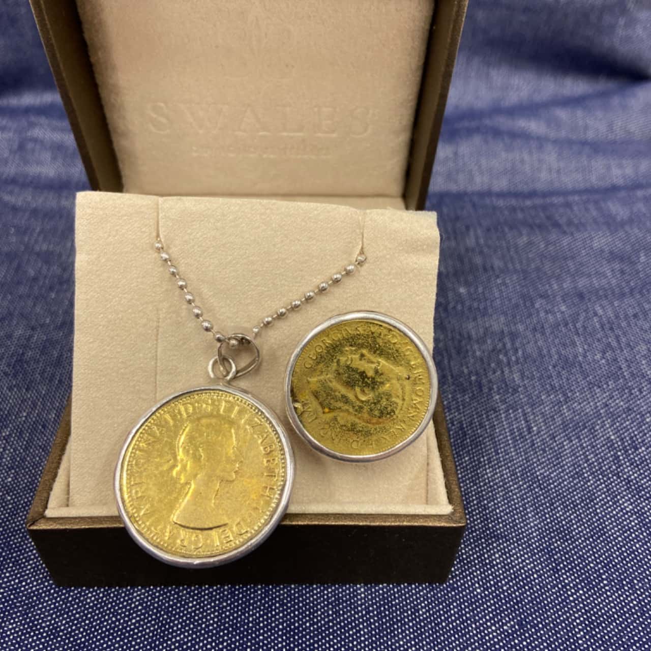 Australian coin jewellery 1960 store