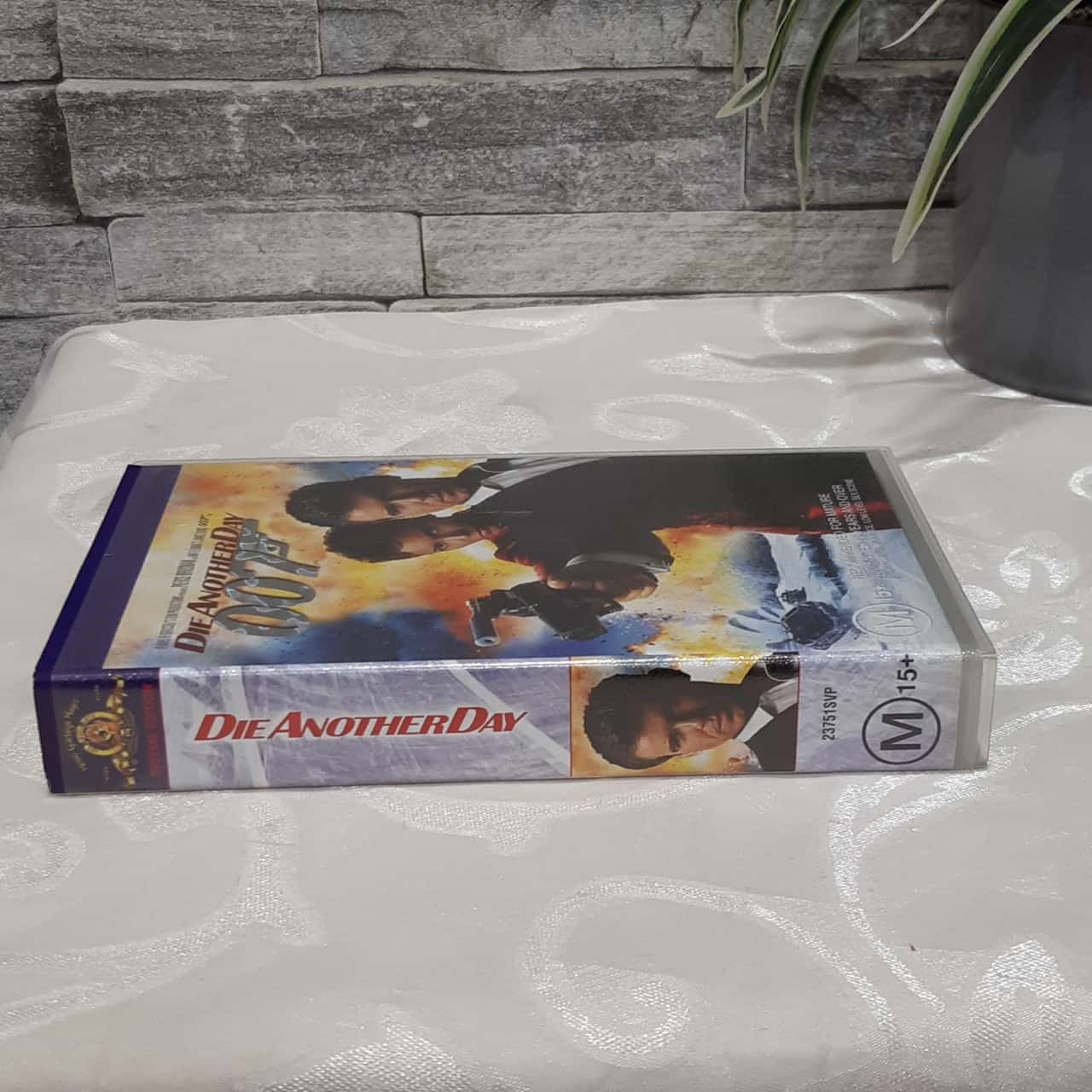 Die Another Day 007 Special Edition VHS James Bond