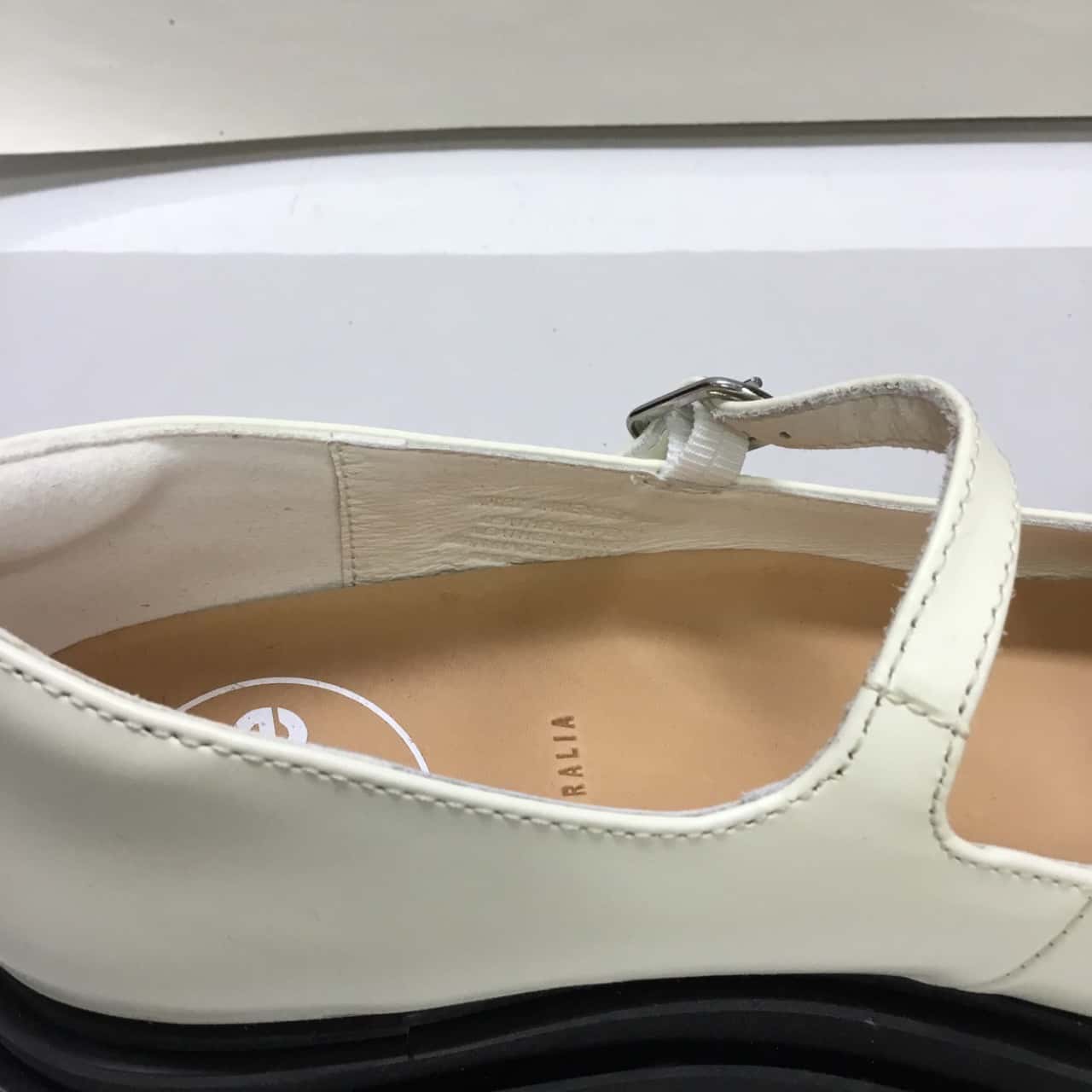 Rollie Mary Jane Bone Leather Steps Size 39 - Brand New