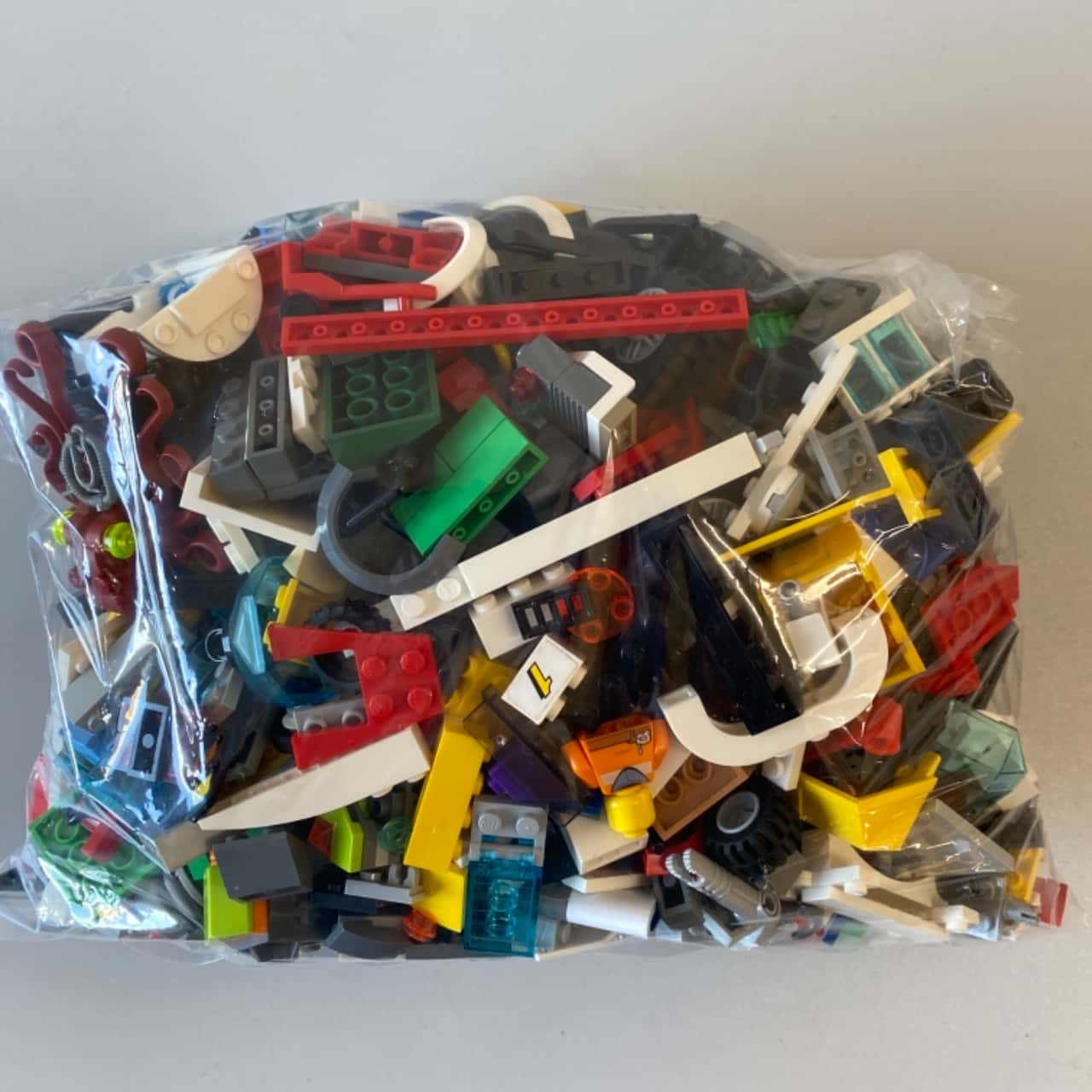 1 KG Bag of Mixed Lego(s)