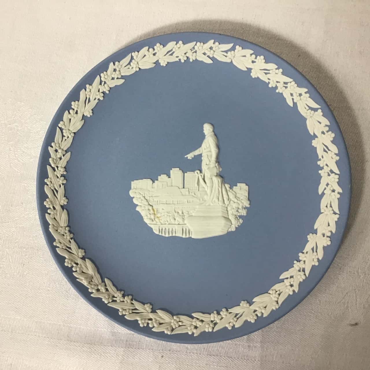 *REDUCED* Vintage Wedgwood Jasperware Blue / White Australian Capital ...
