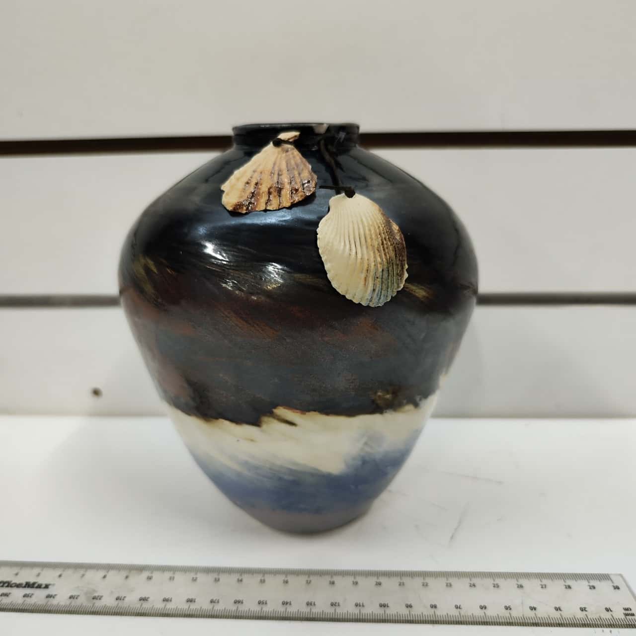 Gatakers Bay Pottery Vase (s)