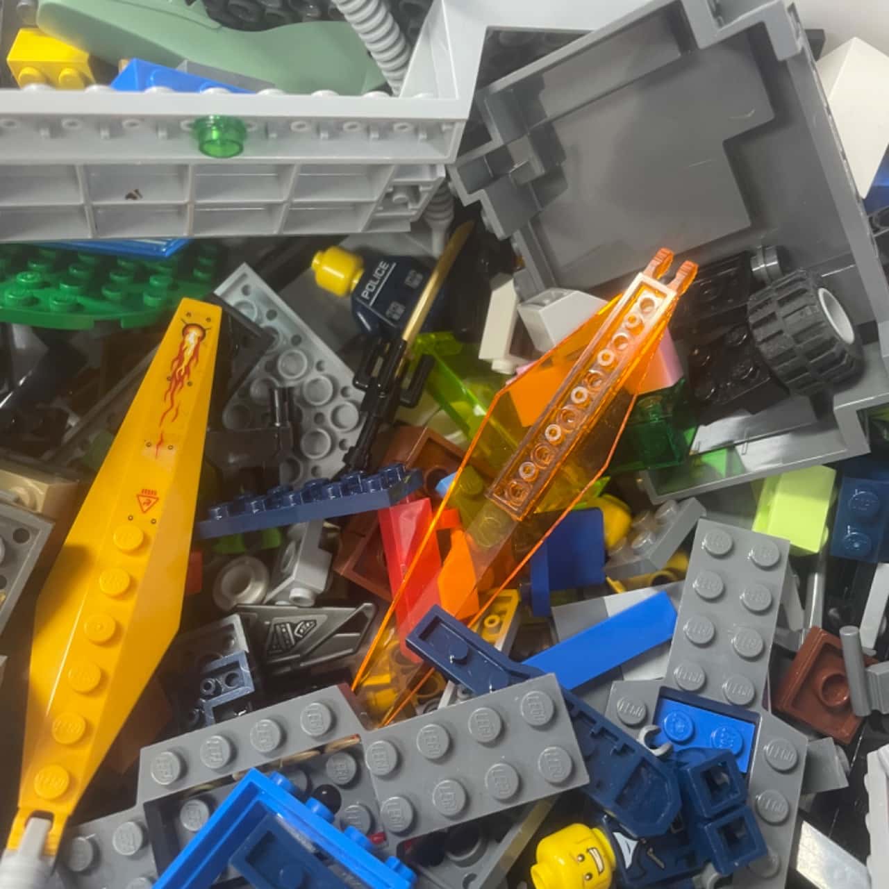 LEGO 1kg bulk lot A(s)