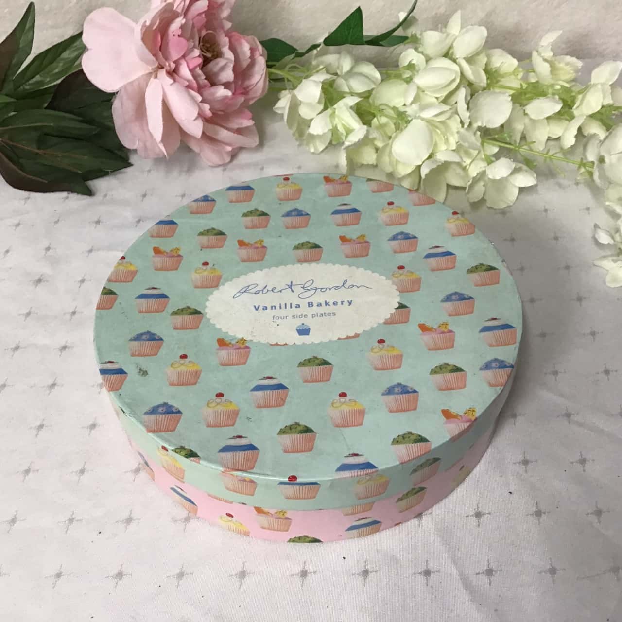 Robert Gordon Vanilla Bake Green / Cupcakes Patten Set of 4 China Side ...