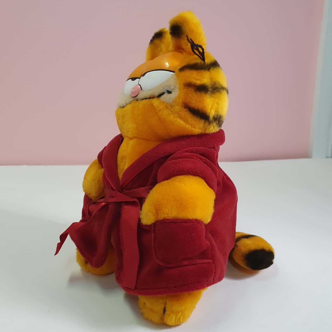 Vintage 1978 Garfield In Red Robe