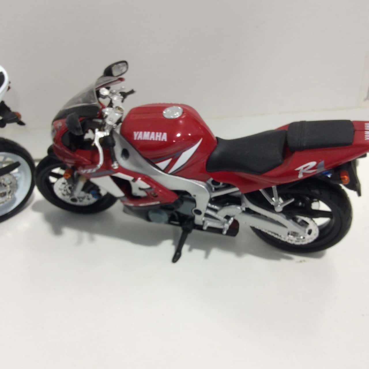 Die-cast motorcycles