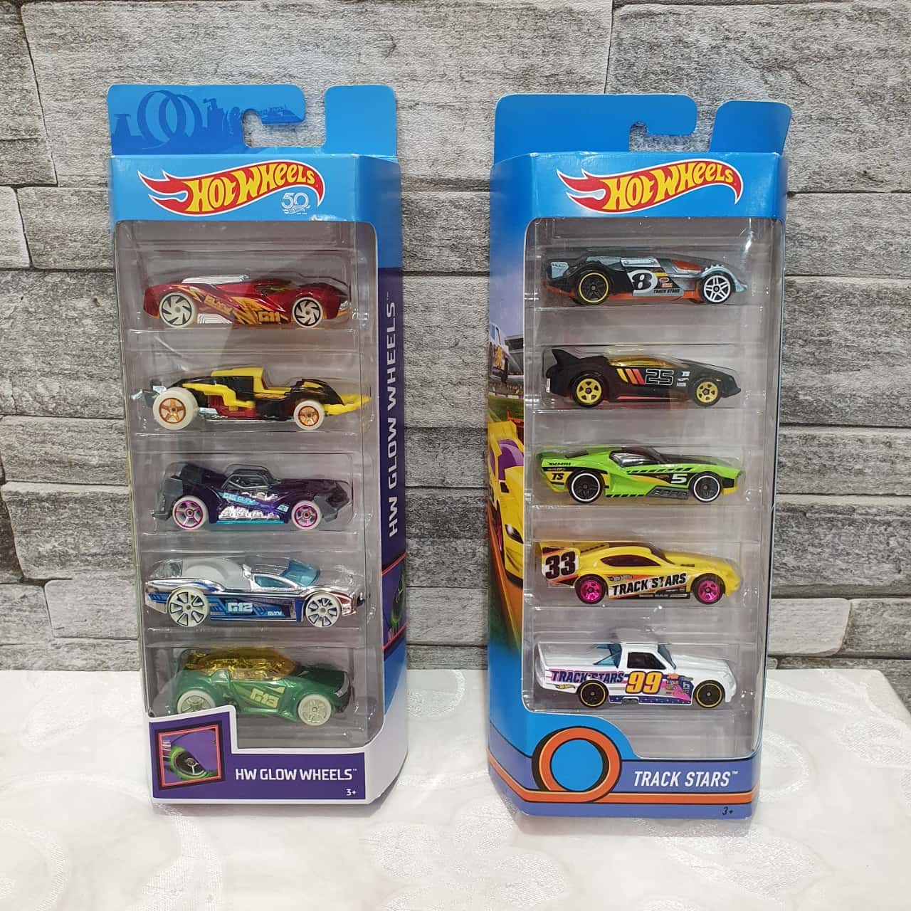 2 x Hot Wheels 5-Car pack Gift Set Assorted (s)
