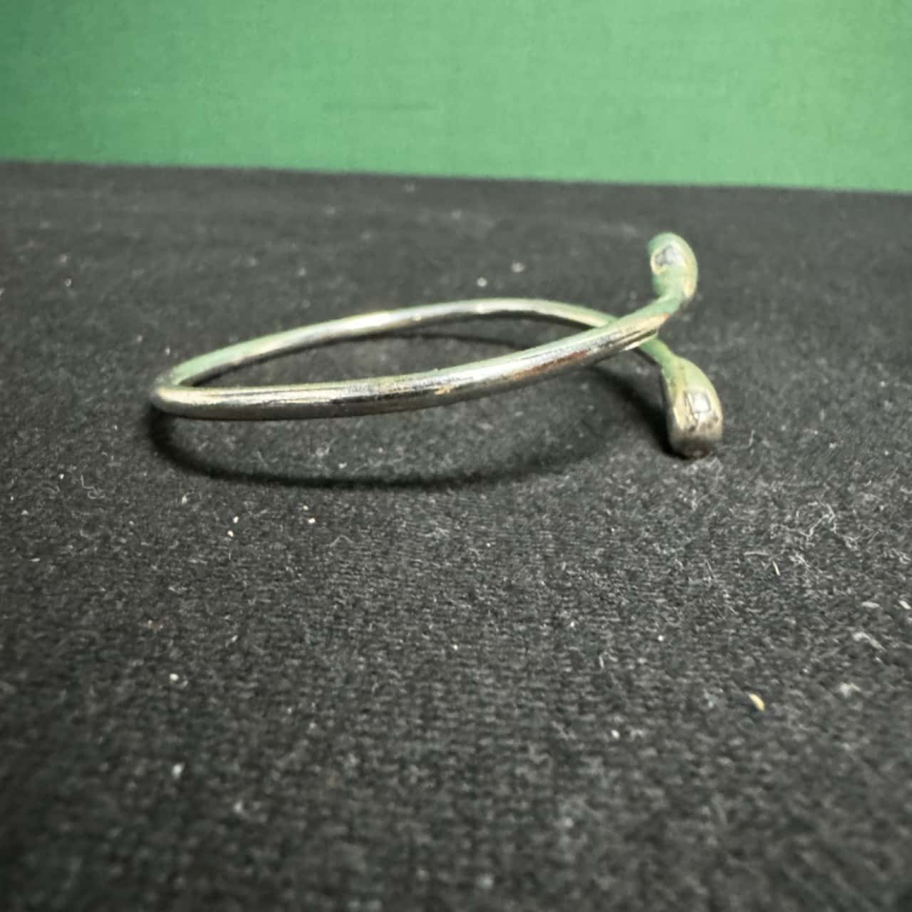 925 Sterling Silver Tear Drop Bangle